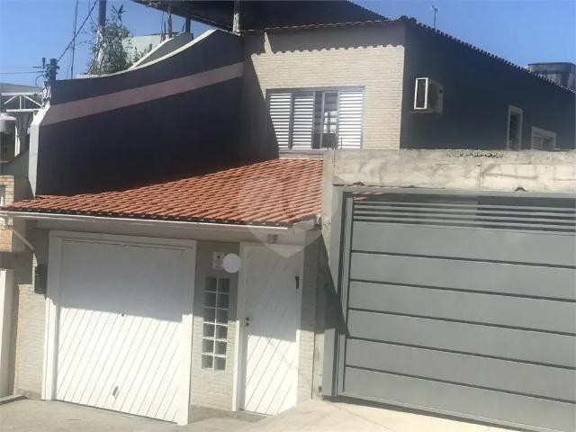 Casa / Sobrado para Venda em São Paulo/SP Cangaíba 3 Quartos