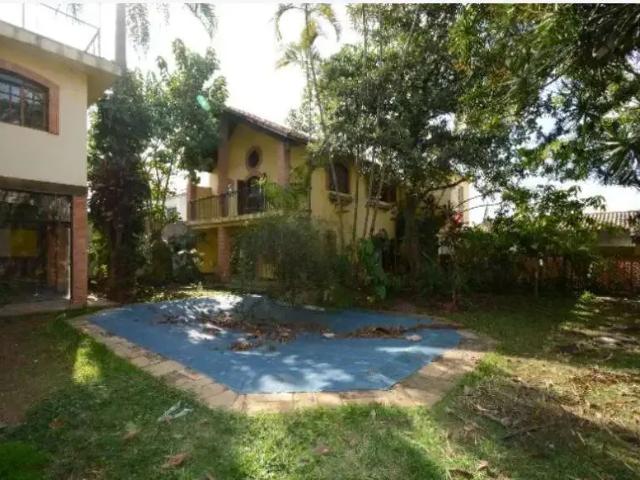 Casa / Sobrado para Venda em São Paulo/SP Capela do Socorro 5 Quartos