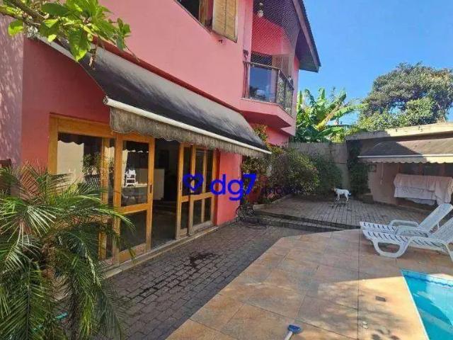 Casa / Sobrado para Venda em São Paulo/SP Caxingui 4 Quartos