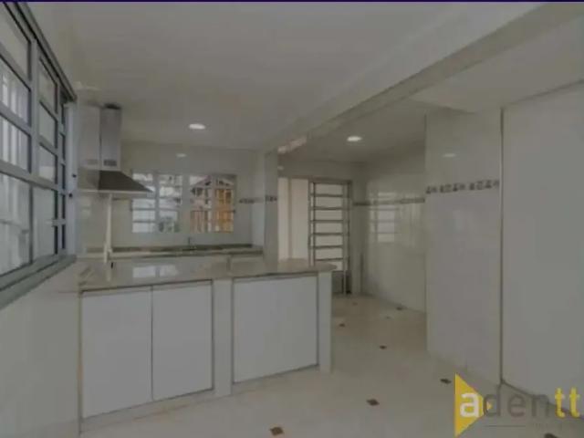 Casa / Sobrado para Venda em São Paulo/SP Caxingui 3 Quartos