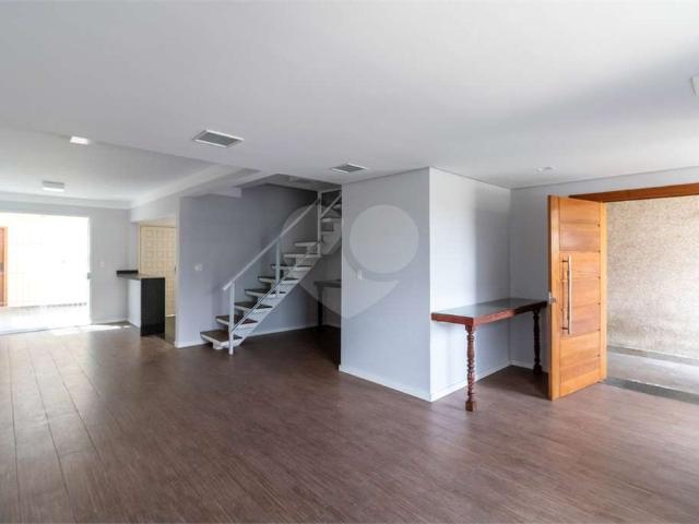 Casa / Sobrado para Venda em São Paulo/SP Chácara Monte Alegre 4 Quartos