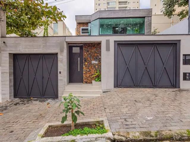 Casa / Sobrado para Venda em São Paulo/SP Chácara Inglesa 5 Quartos