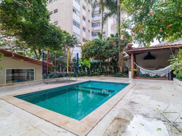 Casa / Sobrado para Venda em São Paulo/SP Chácara Santo Antônio 3 Quartos
