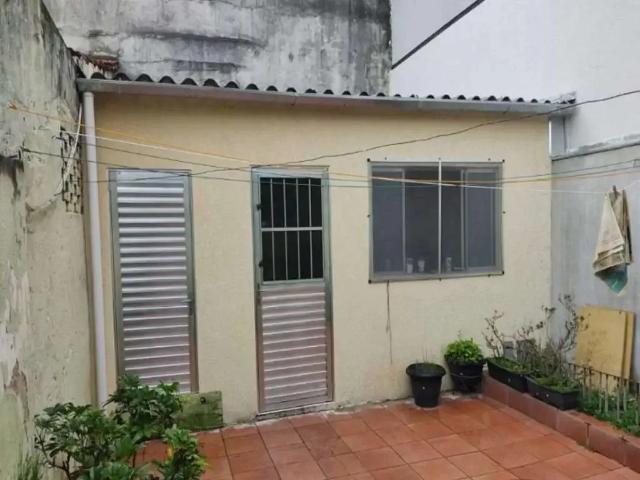 Casa / Sobrado para Venda em São Paulo/SP Chácara Seis de Outubro 2 Quartos