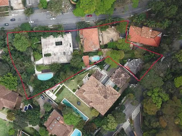 Casa / Sobrado para Venda em São Paulo/SP Cidade Jardim 4 Quartos