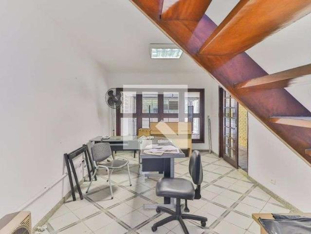 Casa / Sobrado para Venda em São Paulo/SP Cidade São Francisco 2 Quartos