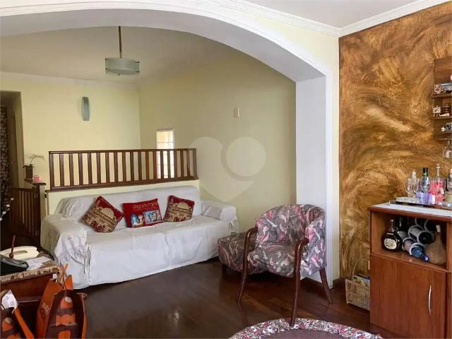 Casa / Sobrado para Venda em São Paulo/SP Cidade Vargas 5 Quartos