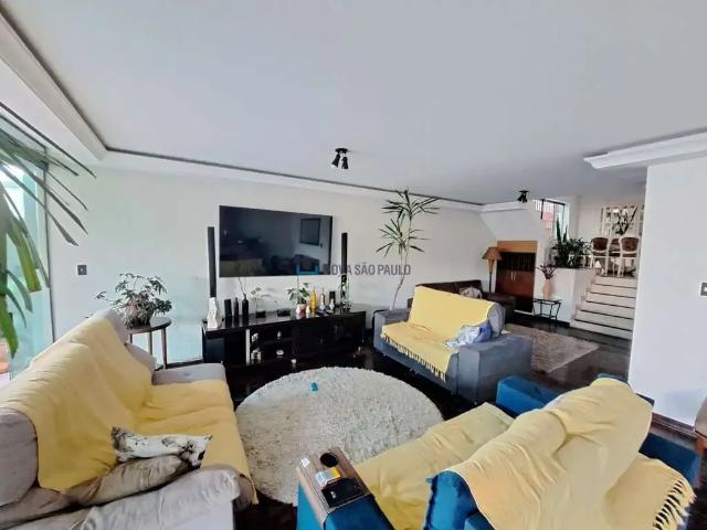 Casa / Sobrado para Venda em São Paulo/SP Cidade Vargas 6 Quartos
