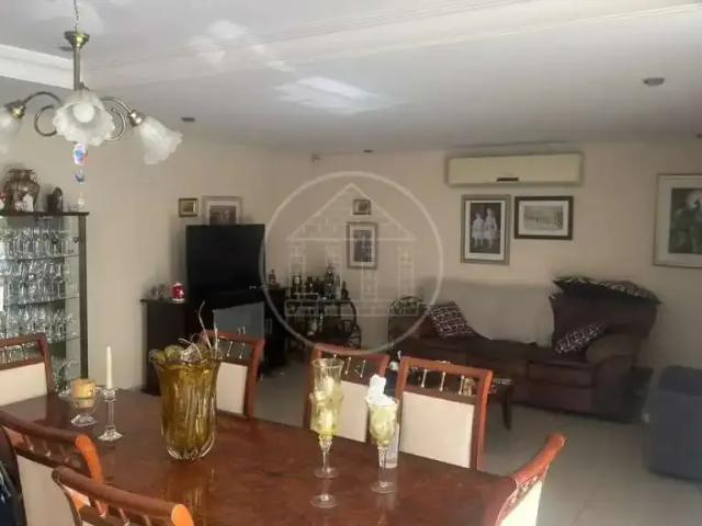 Casa / Sobrado para Venda em São Paulo/SP City América 4 Quartos