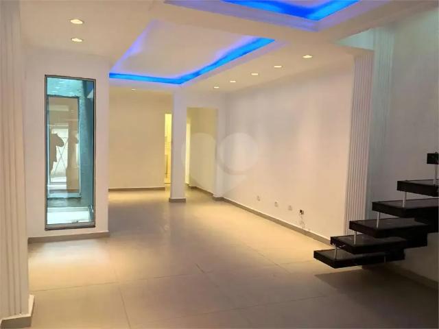 Casa / Sobrado para Venda em São Paulo/SP Granja Julieta 3 Quartos