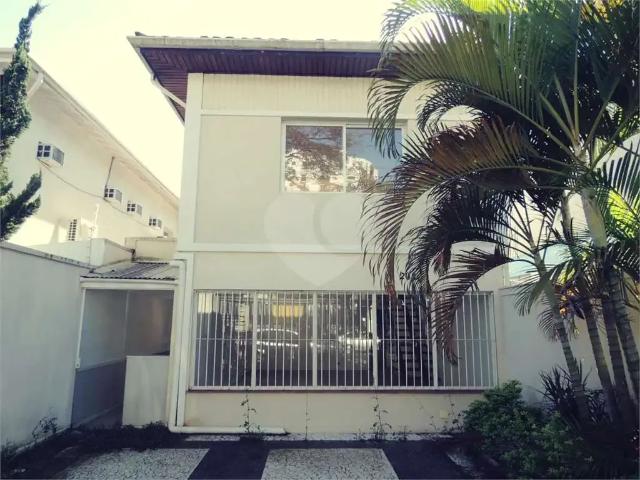 Casa / Sobrado para Venda em São Paulo/SP Granja Julieta 3 Quartos
