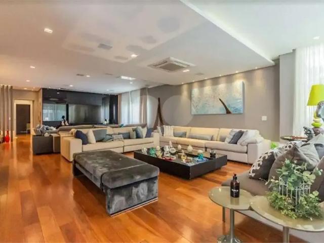 Casa / Sobrado para Venda em São Paulo/SP Horto 4 Quartos