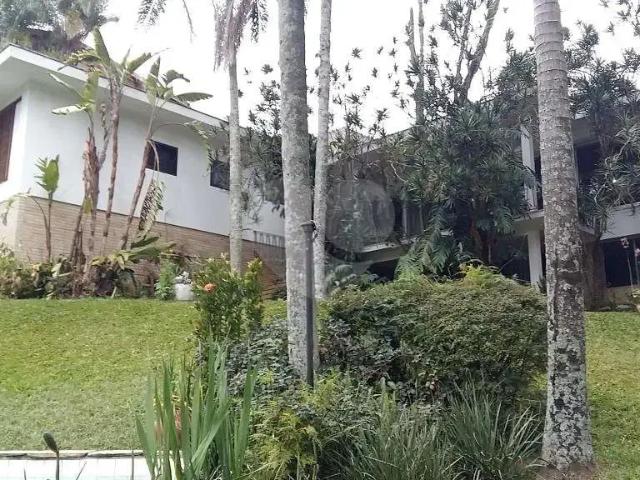Casa / Sobrado para Venda em São Paulo/SP Horto 5 Quartos