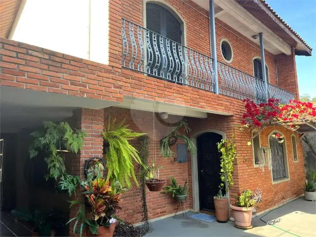Casa / Sobrado para Venda em São Paulo/SP Horto 5 Quartos