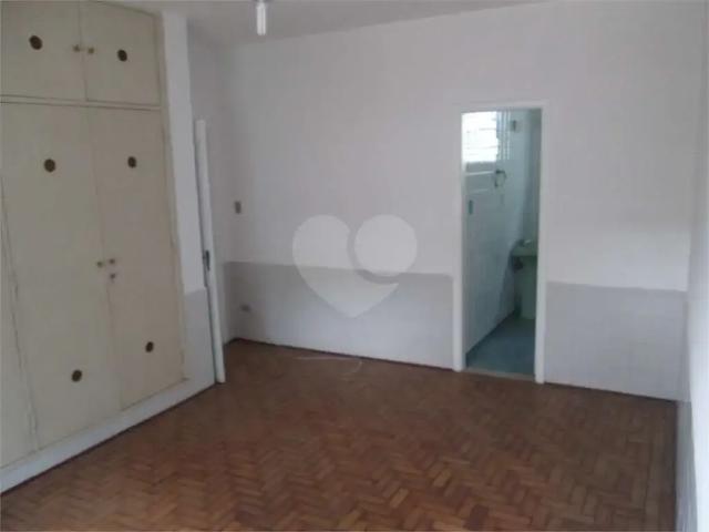 Casa / Sobrado para Venda em São Paulo/SP Horto 3 Quartos
