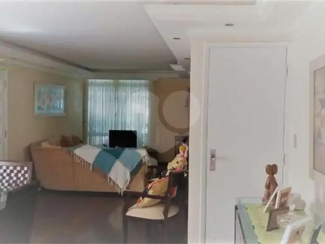 Casa / Sobrado para Venda em São Paulo/SP Horto 3 Quartos