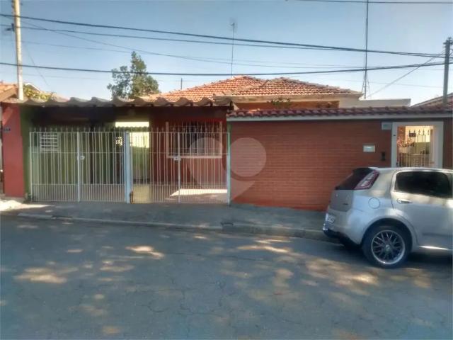 Casa / Sobrado para Venda em São Paulo/SP Horto 3 Quartos