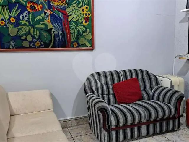 Casa / Sobrado para Venda em São Paulo/SP Horto 3 Quartos