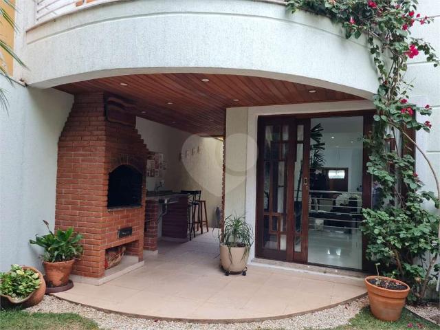 Casa / Sobrado para Venda em São Paulo/SP Horto 3 Quartos