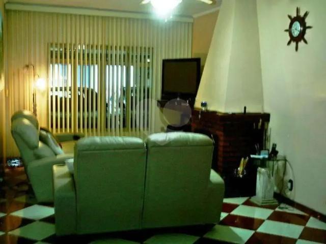 Casa / Sobrado para Venda em São Paulo/SP Horto 3 Quartos