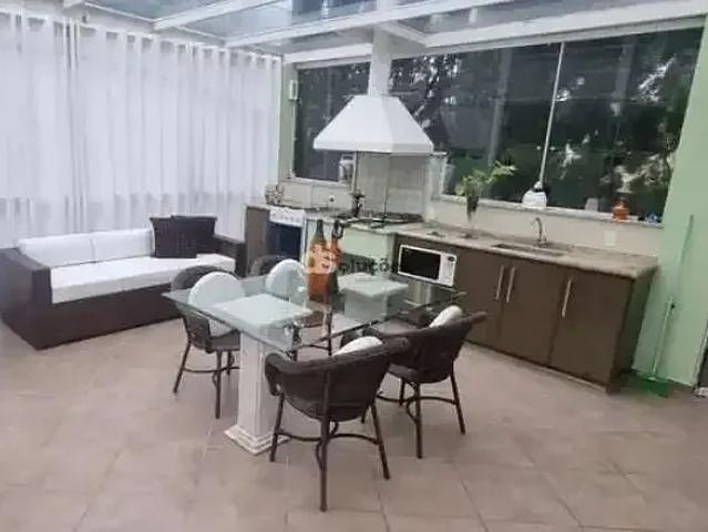 Casa / Sobrado para Venda em São Paulo/SP Horto Florestal 4 Quartos
