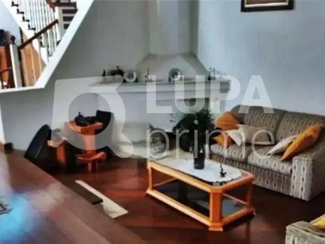 Casa / Sobrado para Venda em São Paulo/SP Horto Florestal 4 Quartos