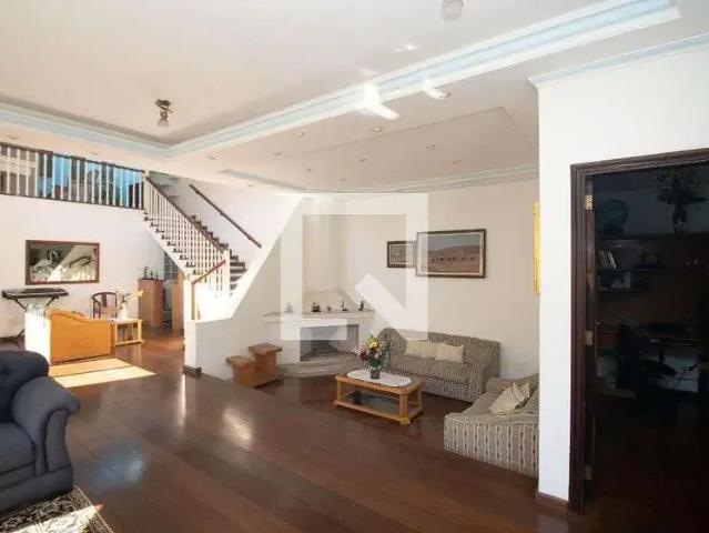Casa / Sobrado para Venda em São Paulo/SP Horto Florestal 5 Quartos