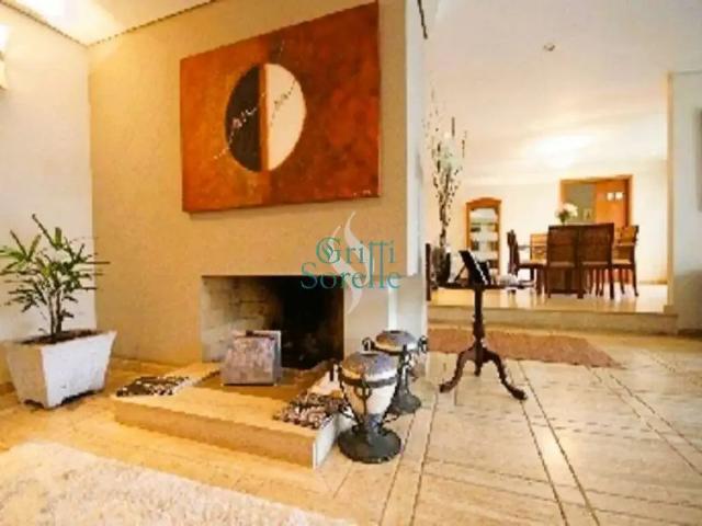 Casa / Sobrado para Venda em São Paulo/SP Indianópolis 6 Quartos