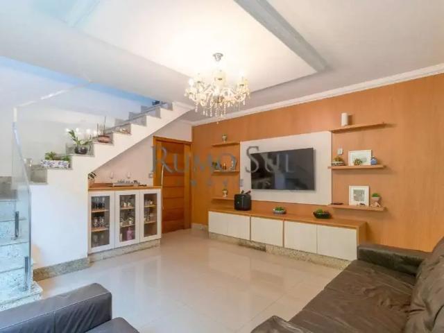 Casa / Sobrado para Venda em São Paulo/SP Interlagos 3 Quartos