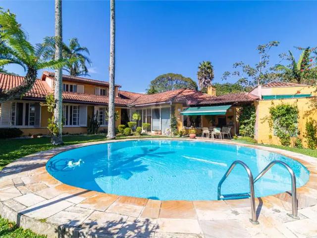 Casa / Sobrado para Venda em São Paulo/SP Interlagos 3 Quartos