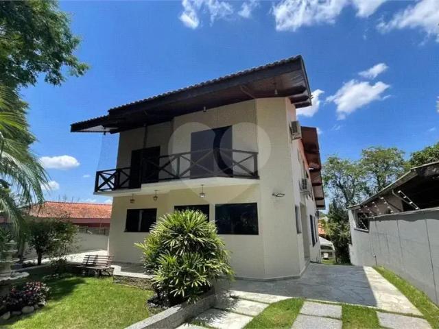 Casa / Sobrado para Venda em São Paulo/SP Interlagos 4 Quartos
