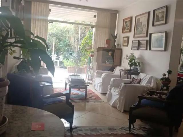 Casa / Sobrado para Venda em São Paulo/SP Interlagos 4 Quartos