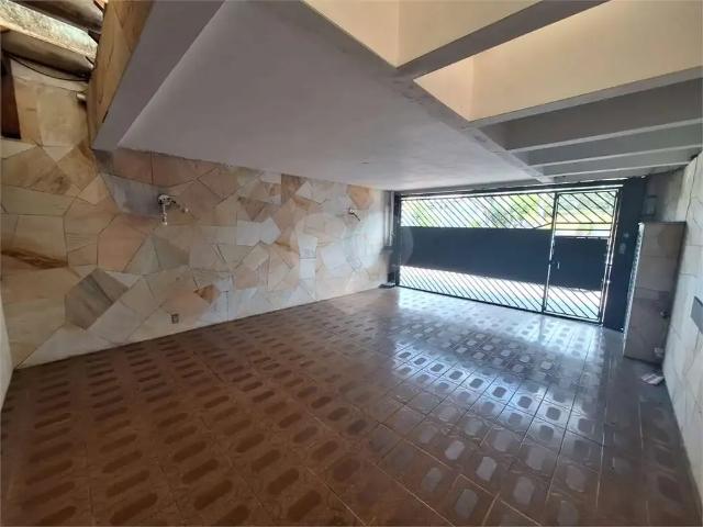 Casa / Sobrado para Venda em São Paulo/SP Interlagos 4 Quartos