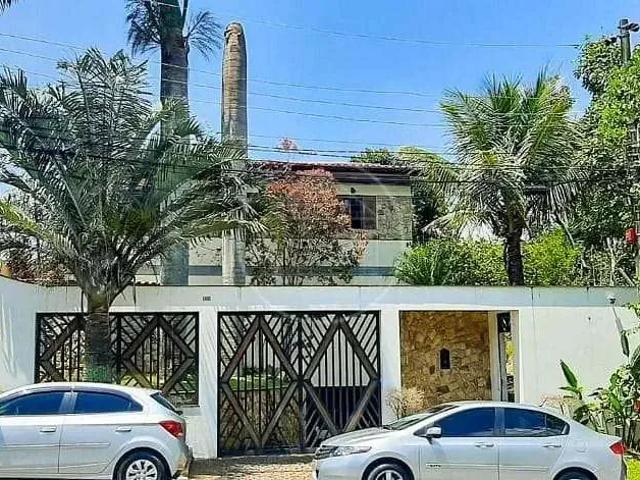 Casa / Sobrado para Venda em São Paulo/SP Interlagos 4 Quartos