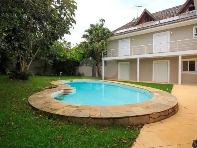Casa / Sobrado para Venda em São Paulo/SP Interlagos 4 Quartos