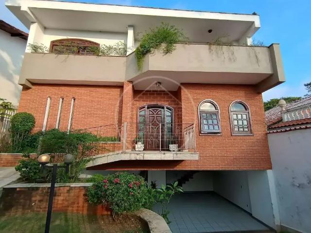 Casa / Sobrado para Venda em São Paulo/SP Interlagos 4 Quartos