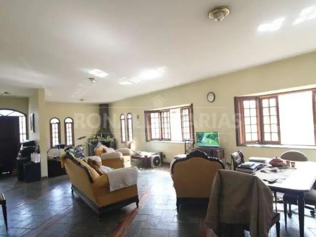 Casa / Sobrado para Venda em São Paulo/SP Interlagos 4 Quartos