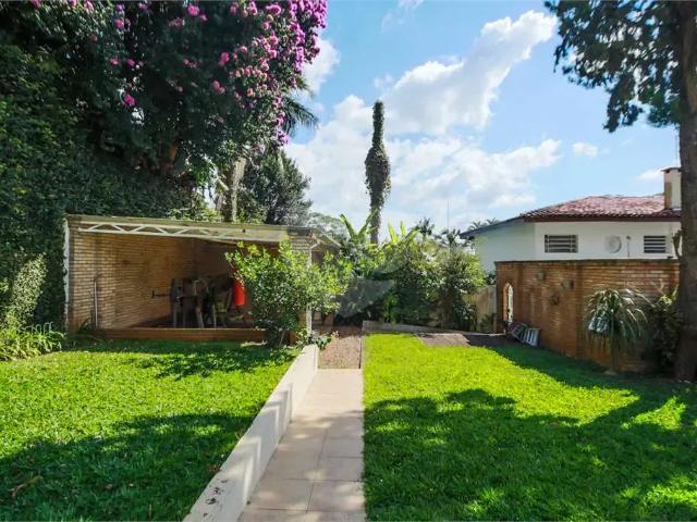 Casa / Sobrado para Venda em São Paulo/SP Interlagos 4 Quartos