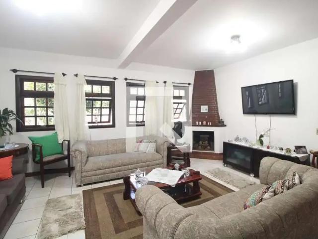Casa / Sobrado para Venda em São Paulo/SP Interlagos 4 Quartos