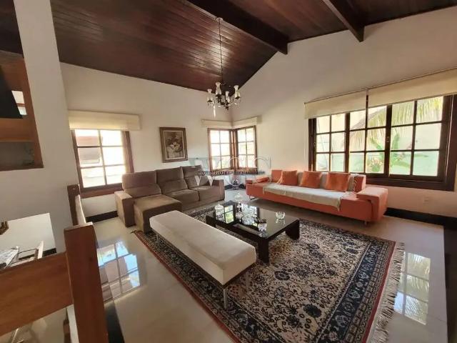 Casa / Sobrado para Venda em São Paulo/SP Interlagos 5 Quartos
