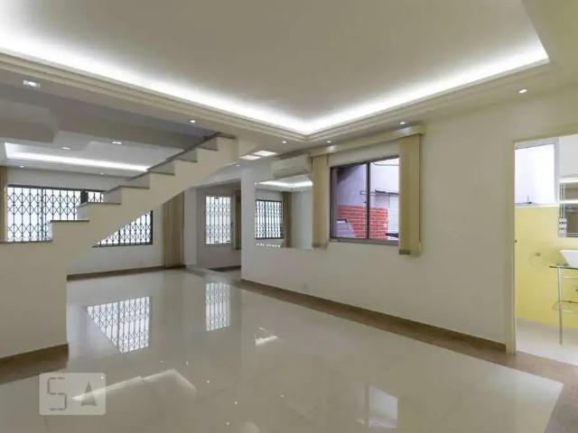 Casa / Sobrado para Venda em São Paulo/SP Ipiranga 4 Quartos