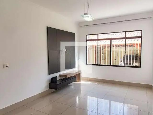 Casa / Sobrado para Venda em São Paulo/SP Ipiranga 4 Quartos