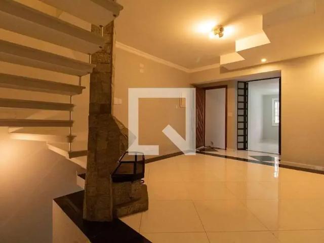Casa / Sobrado para Venda em São Paulo/SP Ipiranga 4 Quartos
