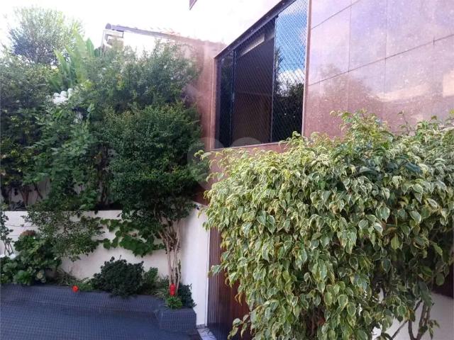 Casa / Sobrado para Venda em São Paulo/SP Ipiranga 4 Quartos