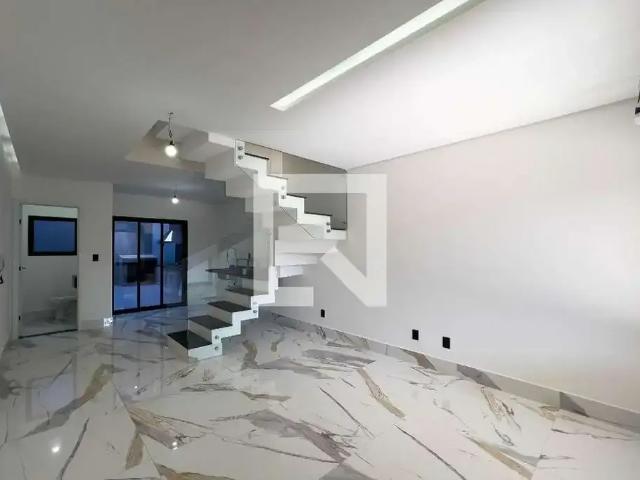 Casa / Sobrado para Venda em São Paulo/SP Ipiranga 4 Quartos