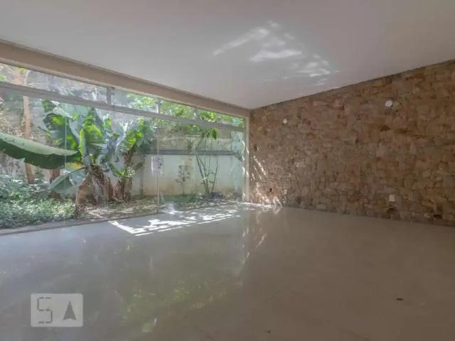 Casa / Sobrado para Venda em São Paulo/SP Ipiranga 4 Quartos