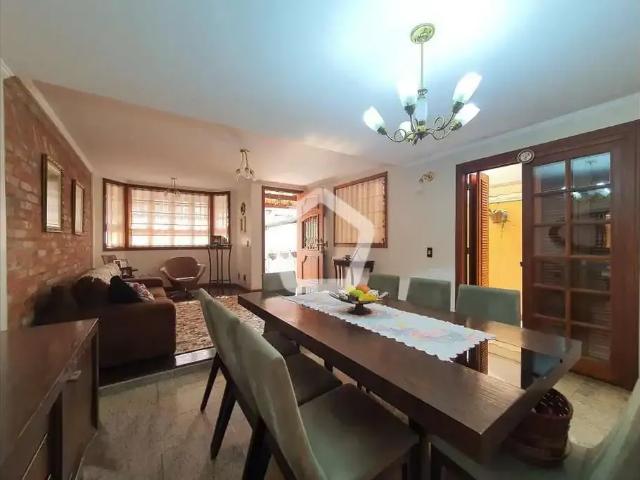 Casa / Sobrado para Venda em São Paulo/SP Ipiranga 5 Quartos
