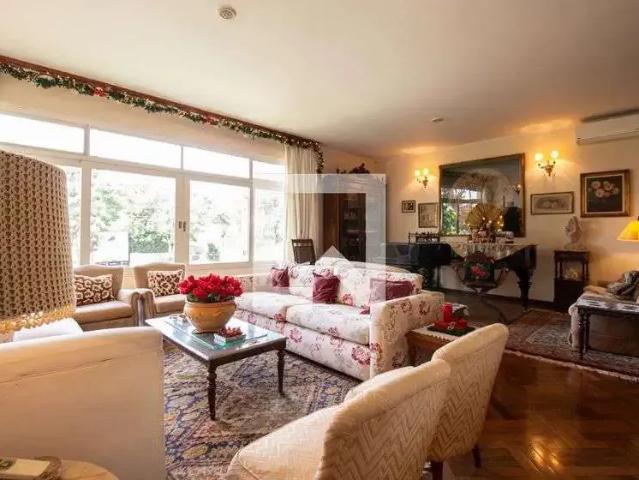 Casa / Sobrado para Venda em São Paulo/SP Ipiranga 5 Quartos