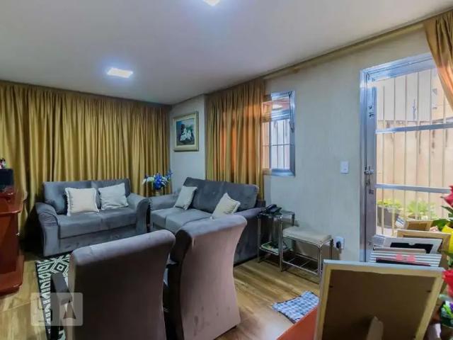 Casa / Sobrado para Venda em São Paulo/SP Itaquera 4 Quartos