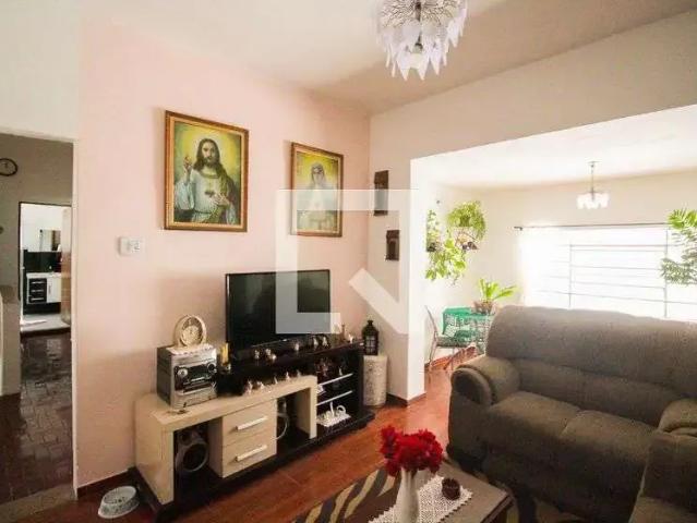 Casa / Sobrado para Venda em São Paulo/SP Itaquera 4 Quartos